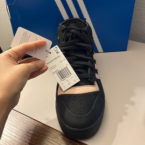 adidas Originals | Shoes | Nwt Adidas Originals Rivalry Mid 0 Mens ...